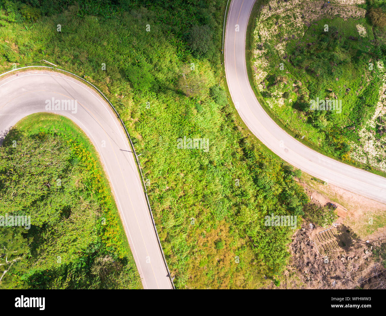 Road aerial curve curves hi-res stock photography and images - Alamy