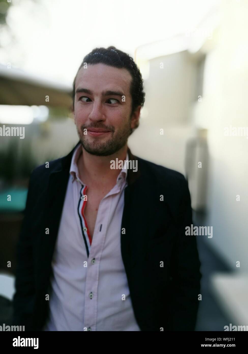 One eyed man hi-res stock photography and images - Alamy