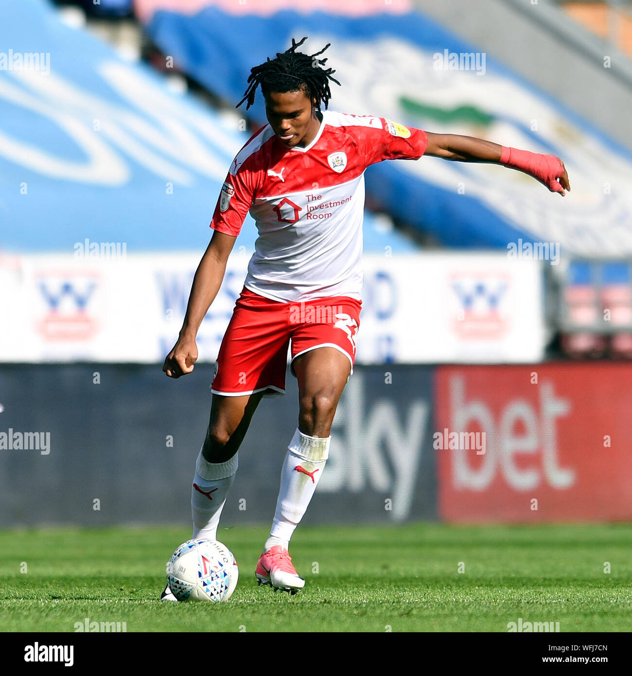 Dw logos hi-res stock photography and images - Alamy