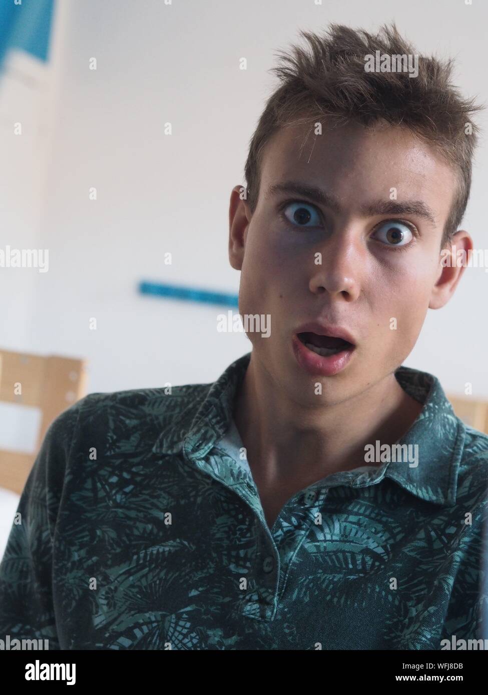 One shock hi-res stock photography and images - Alamy