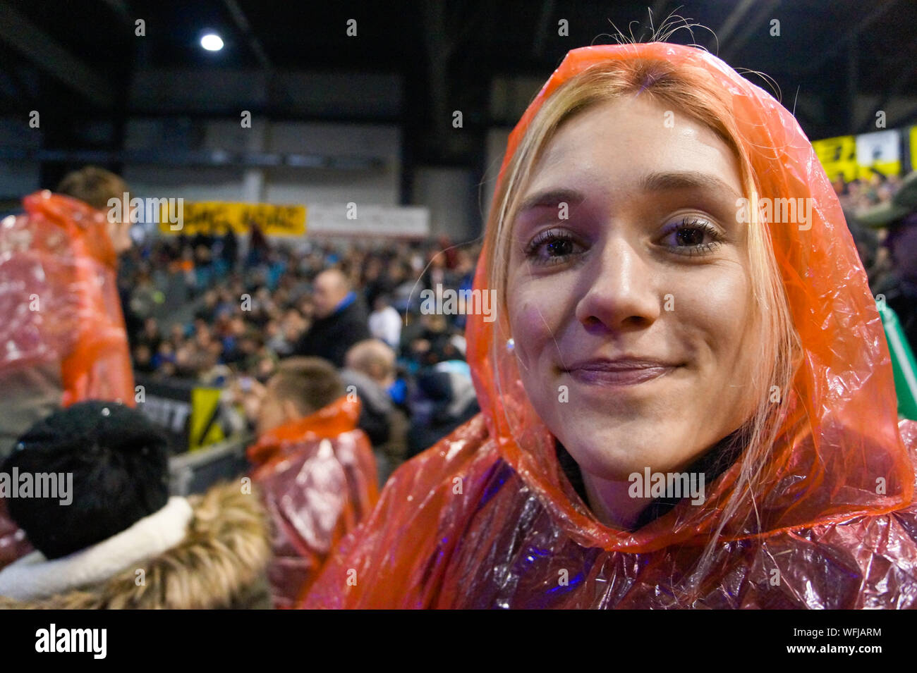 Caucasian female performer hi-res stock photography and images - Alamy