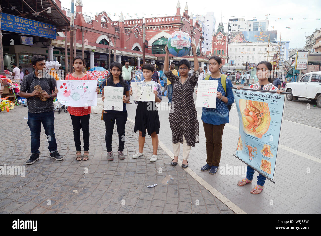 India, 31st August 2019. Activists take part in a campaign ...