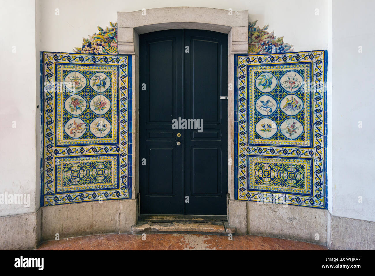 Tiled Panels High Resolution Stock Photography and Images - Alamy