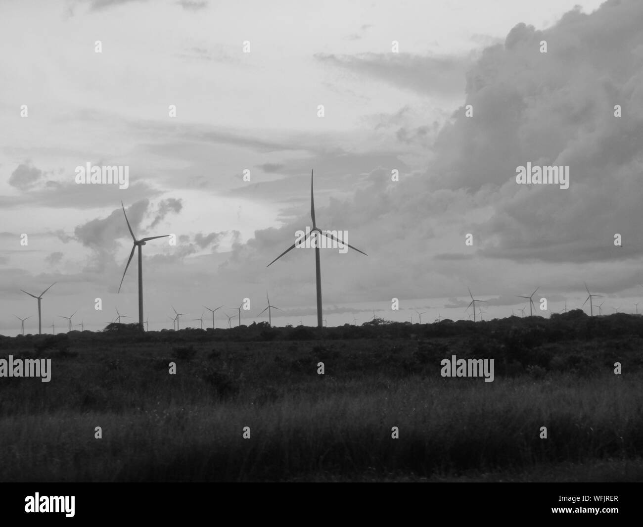 Turbine windmill turbines Black and White Stock Photos & Images - Alamy