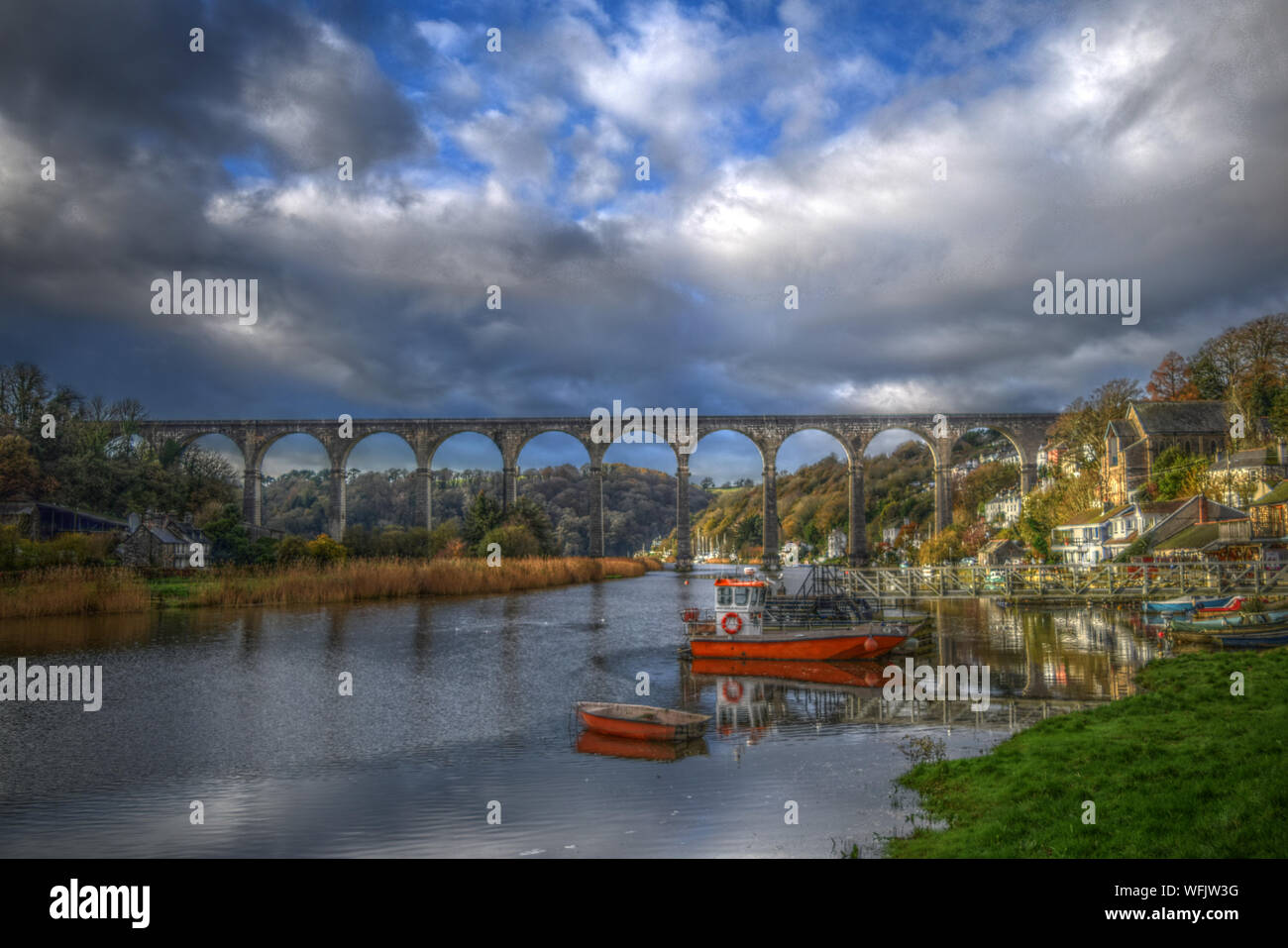 River tamar hi-res stock photography and images - Alamy