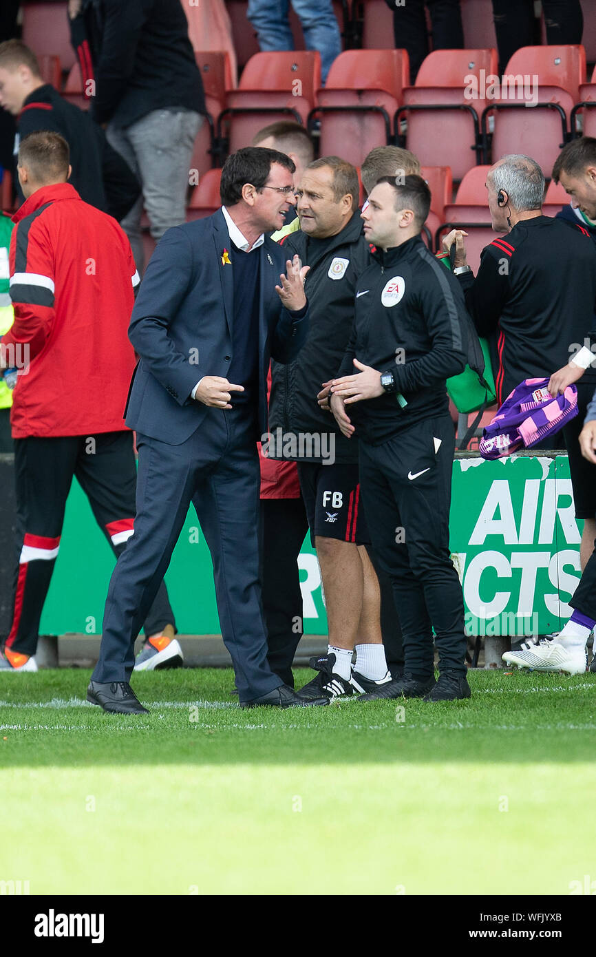 Mr angry hi-res stock photography and images - Alamy