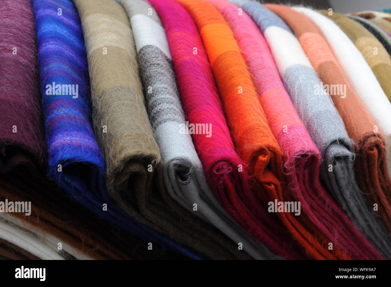 Colorful blankets hi-res stock photography and images - Alamy