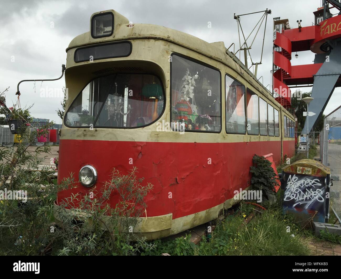Vintage cable hi-res stock photography and images - Alamy