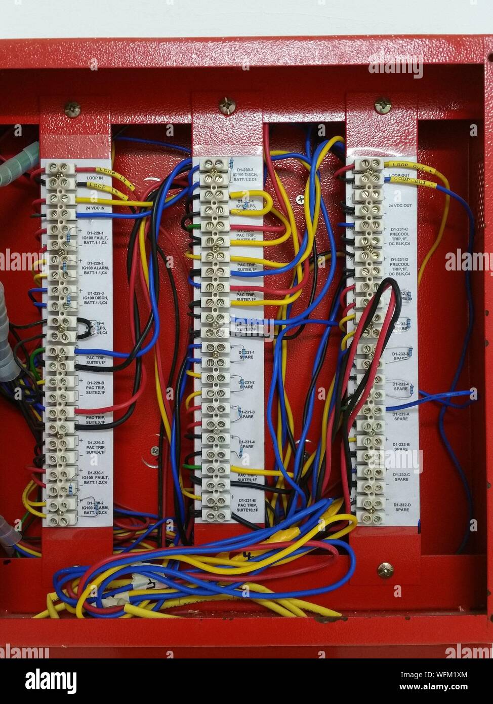 Electric cable hi-res stock photography and images - Alamy