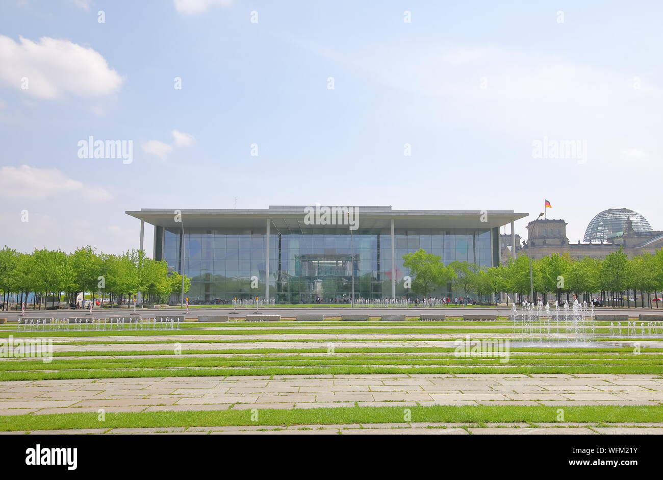 German government house hi-res stock photography and images - Alamy