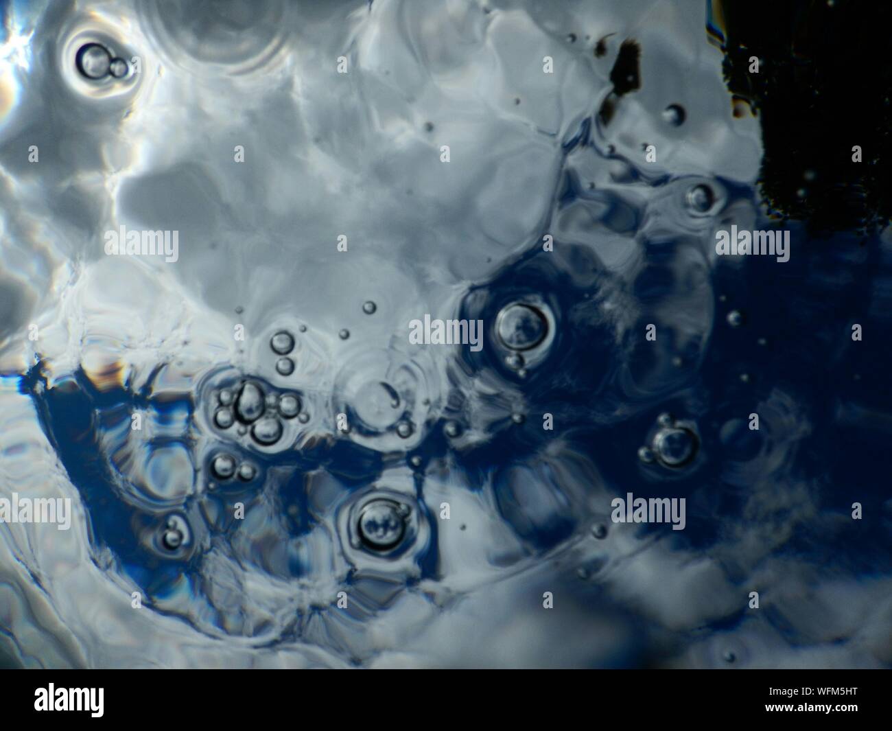 Underwater sky hi-res stock photography and images - Alamy