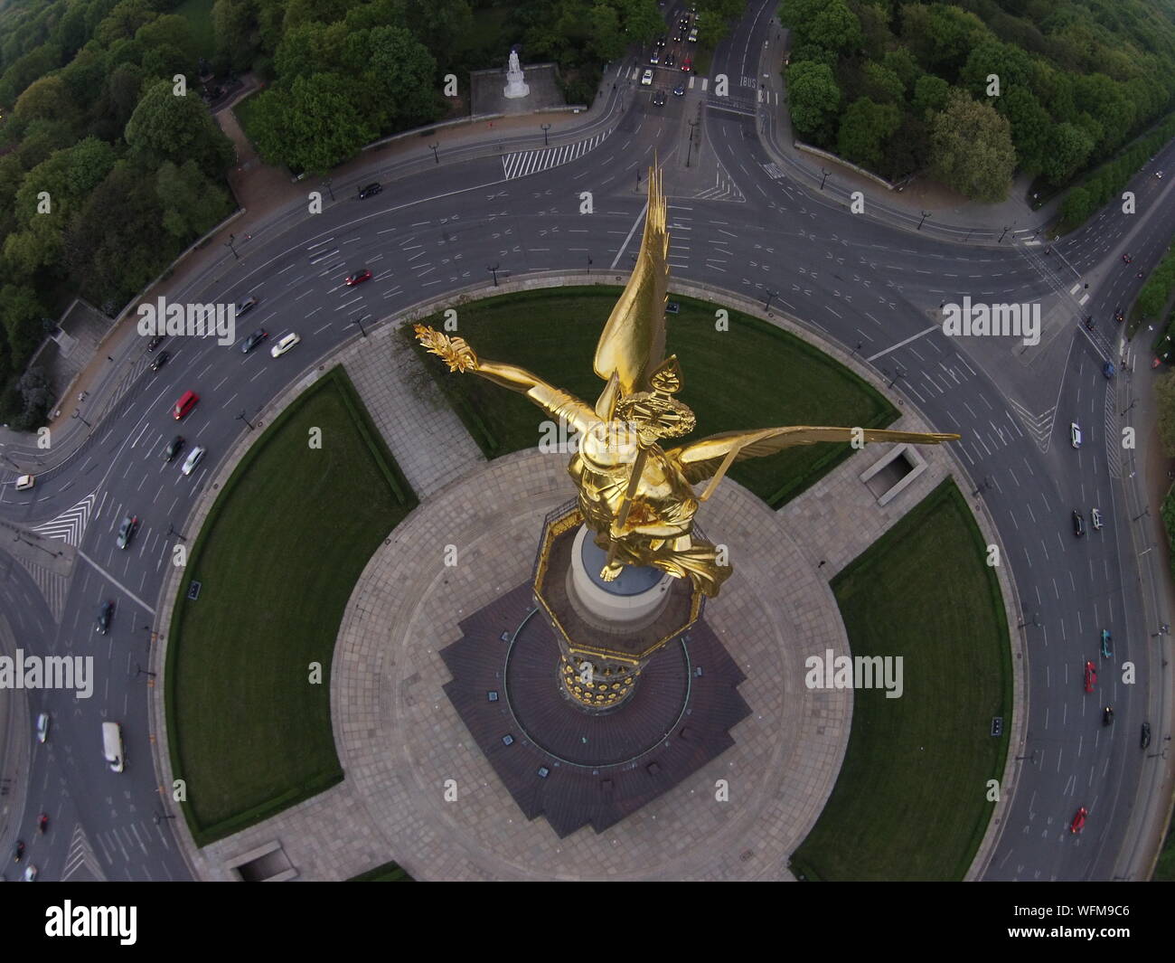 Statue of victory hi-res stock photography and images - Alamy