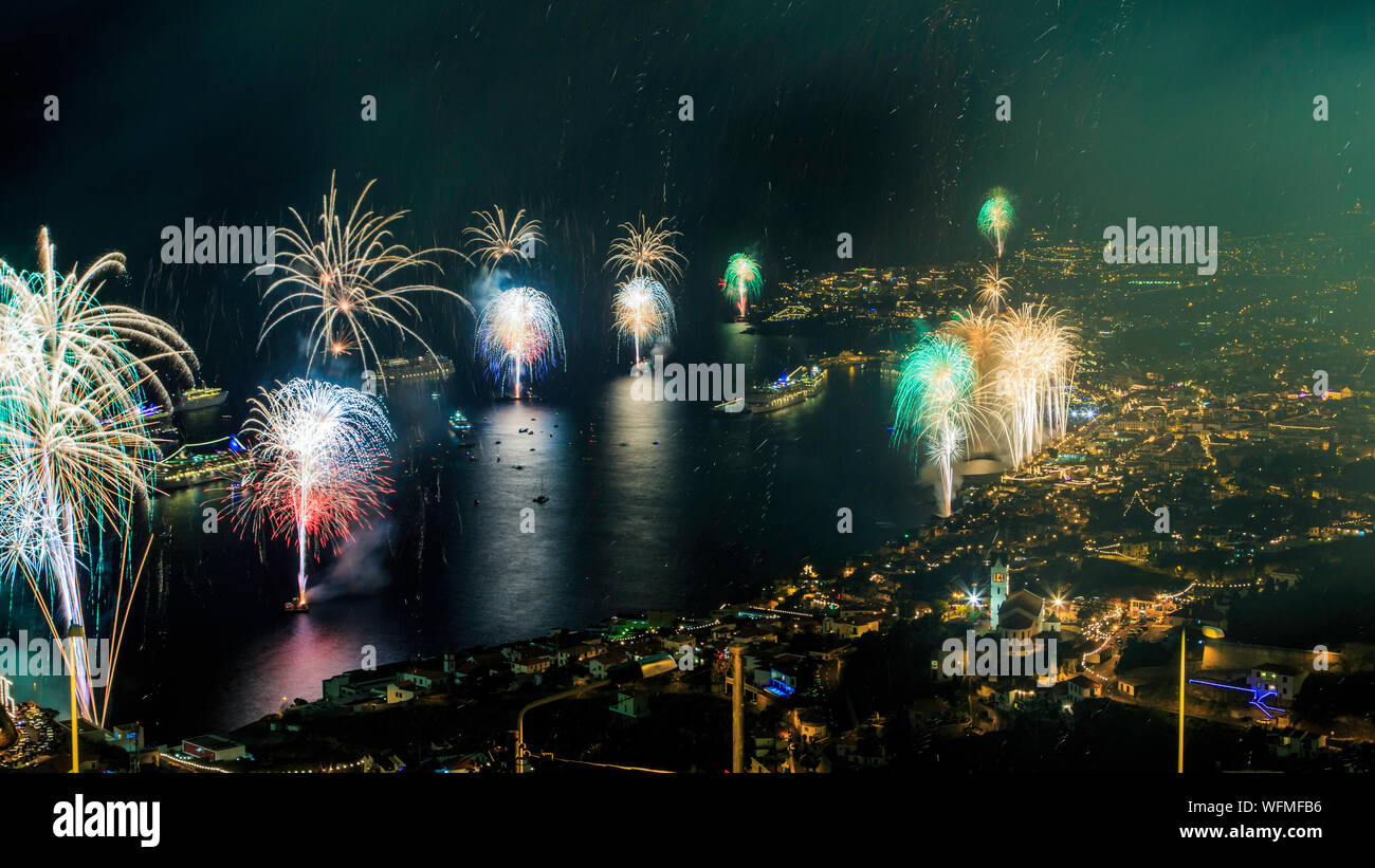 Madeira island firework hi-res stock photography and images - Alamy