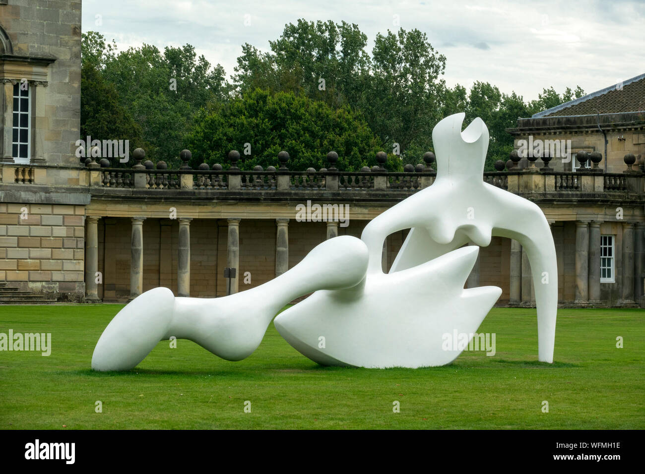 Large Reclining Figure, Henry Moore Houghton Hall Stock Photo - Alamy