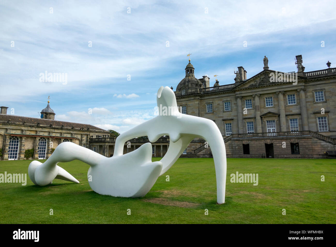 Large Reclining Figure, Henry Moore Houghton Hall Stock Photo - Alamy