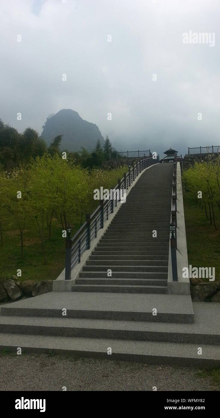 Staircase temple hi-res stock photography and images - Alamy
