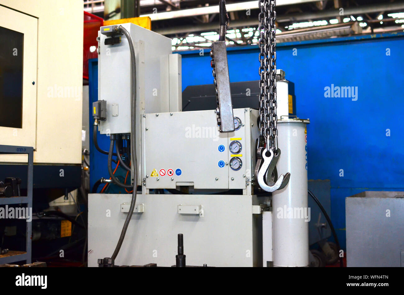 Remote control gantry crane hi-res stock photography and images - Alamy