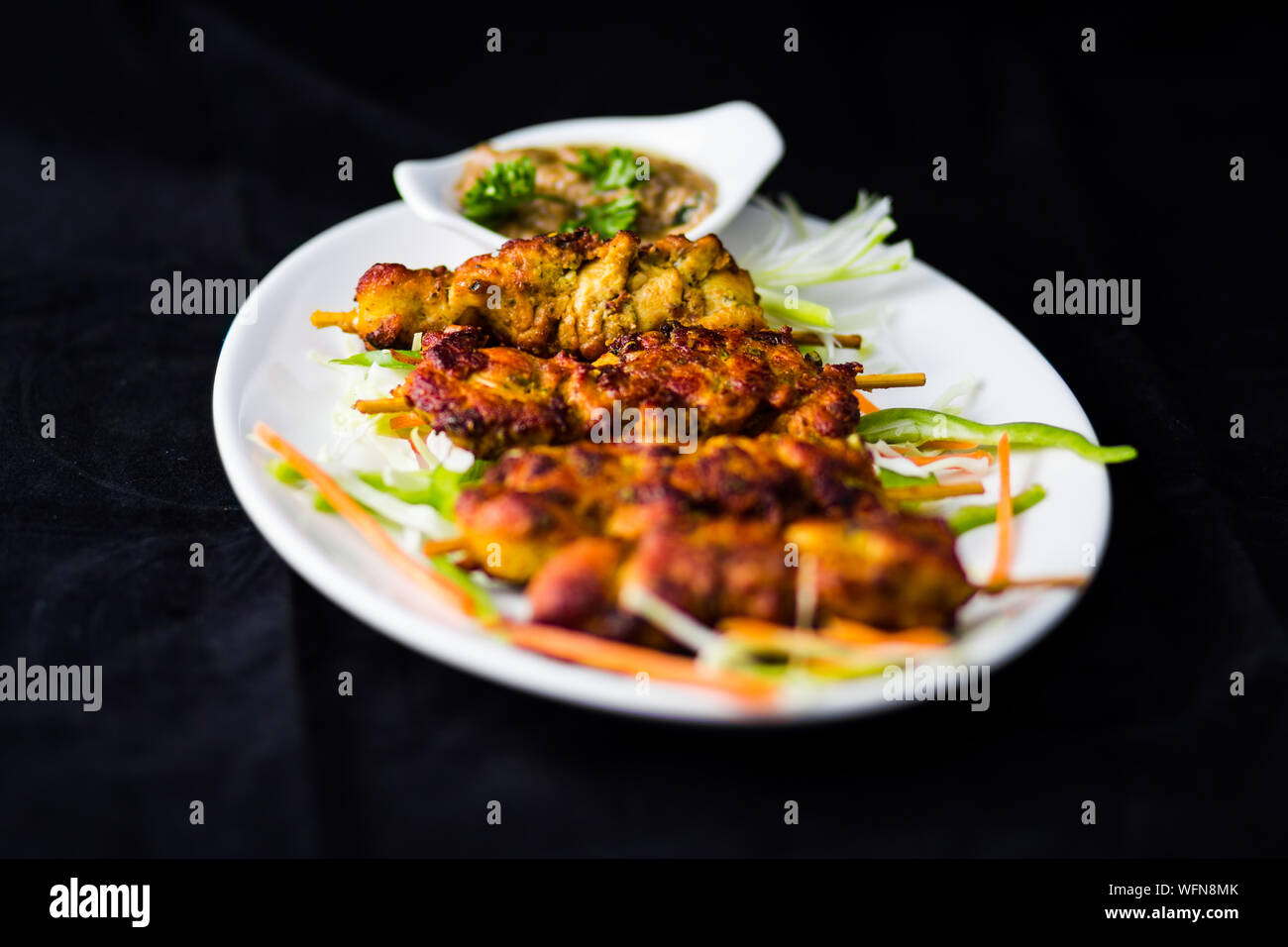 Black meat chicken hi-res stock photography and images - Alamy