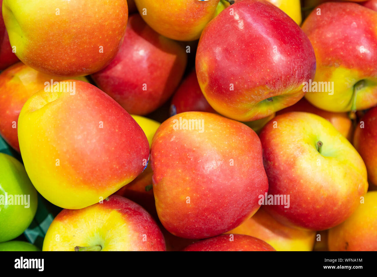 Pile of apple boxes hi-res stock photography and images - Alamy