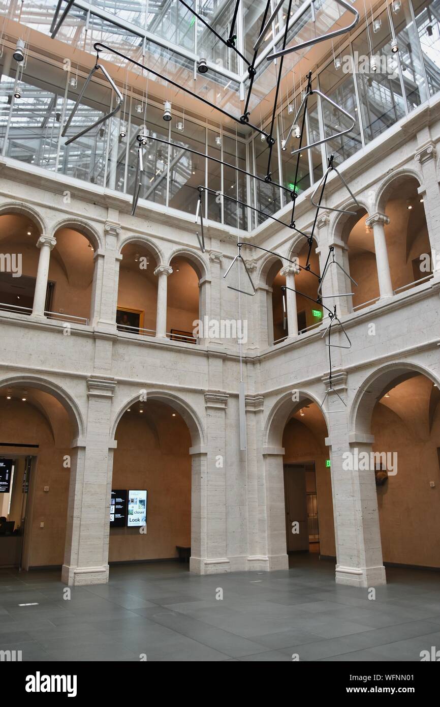 Harvard university fogg museum of art hi-res stock photography and ...