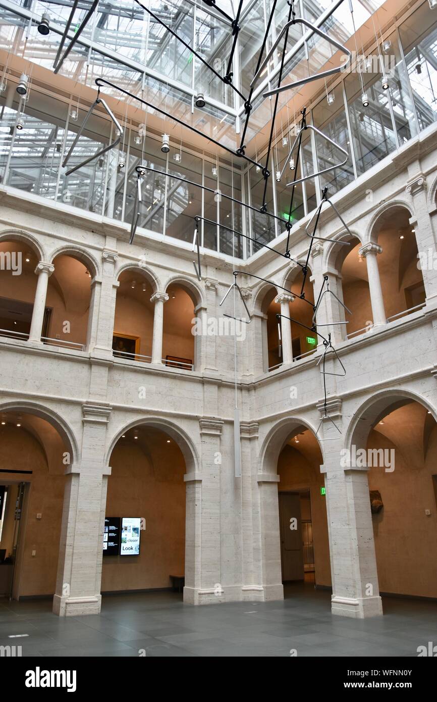 A view of the Harvard Museums in Harvard Square, Cambridge ...