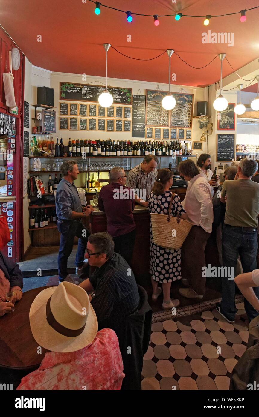 France, Paris, Aligre market district, Le Baron Rouge wine bar in Rue ...