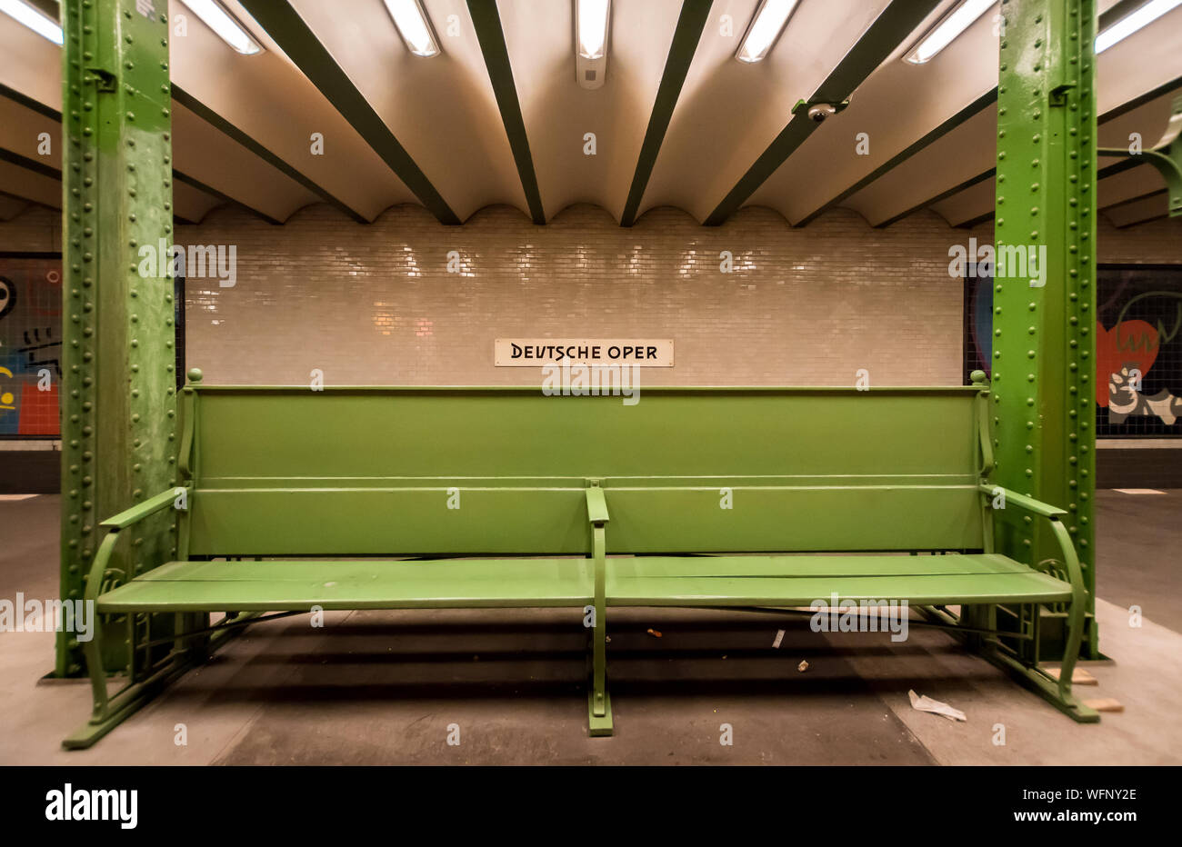 Underground station bench hi-res stock photography and images - Alamy