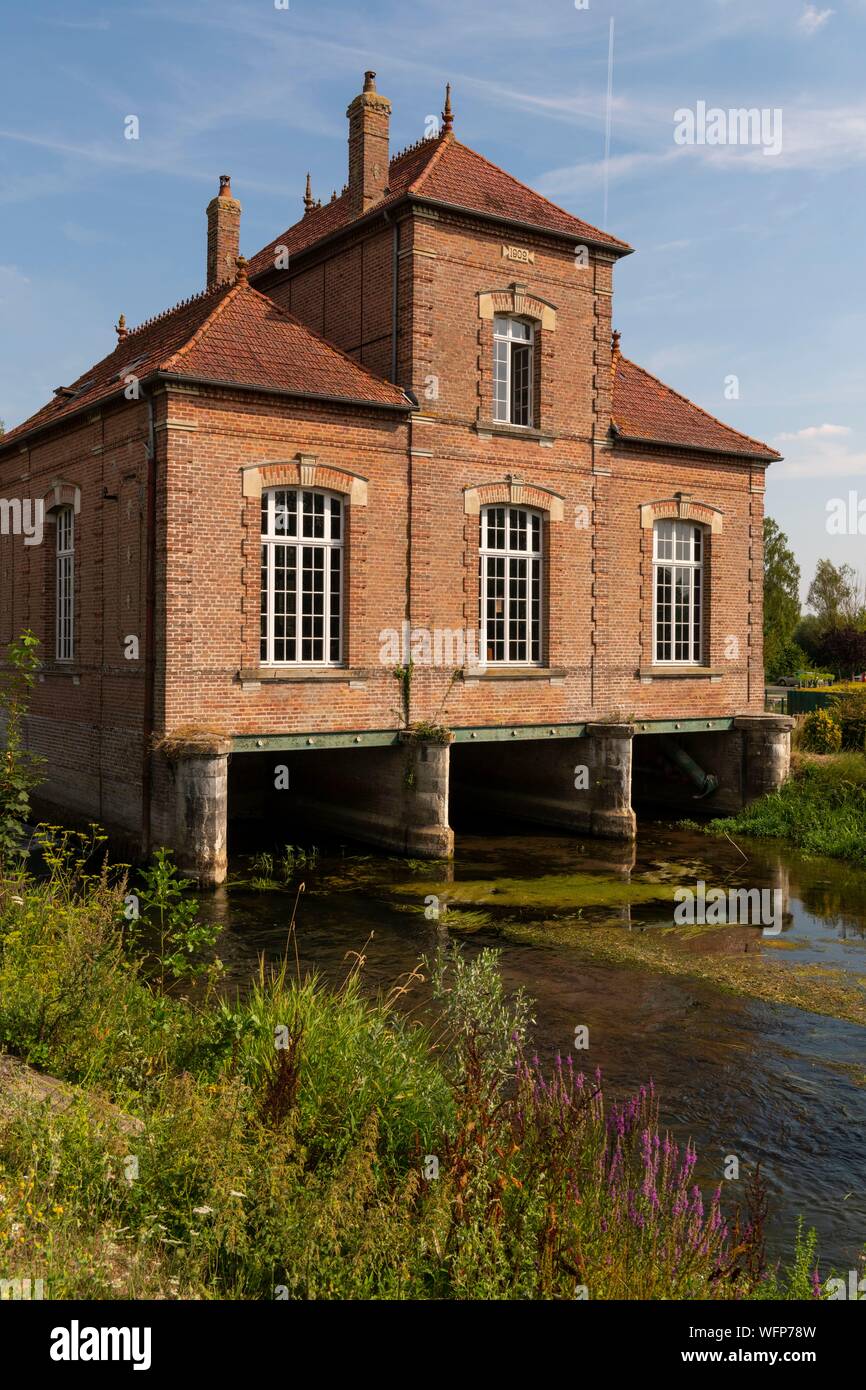 France, Somme, Valley of the Somme, Long, the banks of the Somme along ...