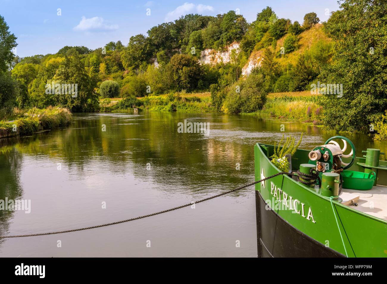 France, Somme, Valley of the Somme, Long, the banks of the Somme along ...