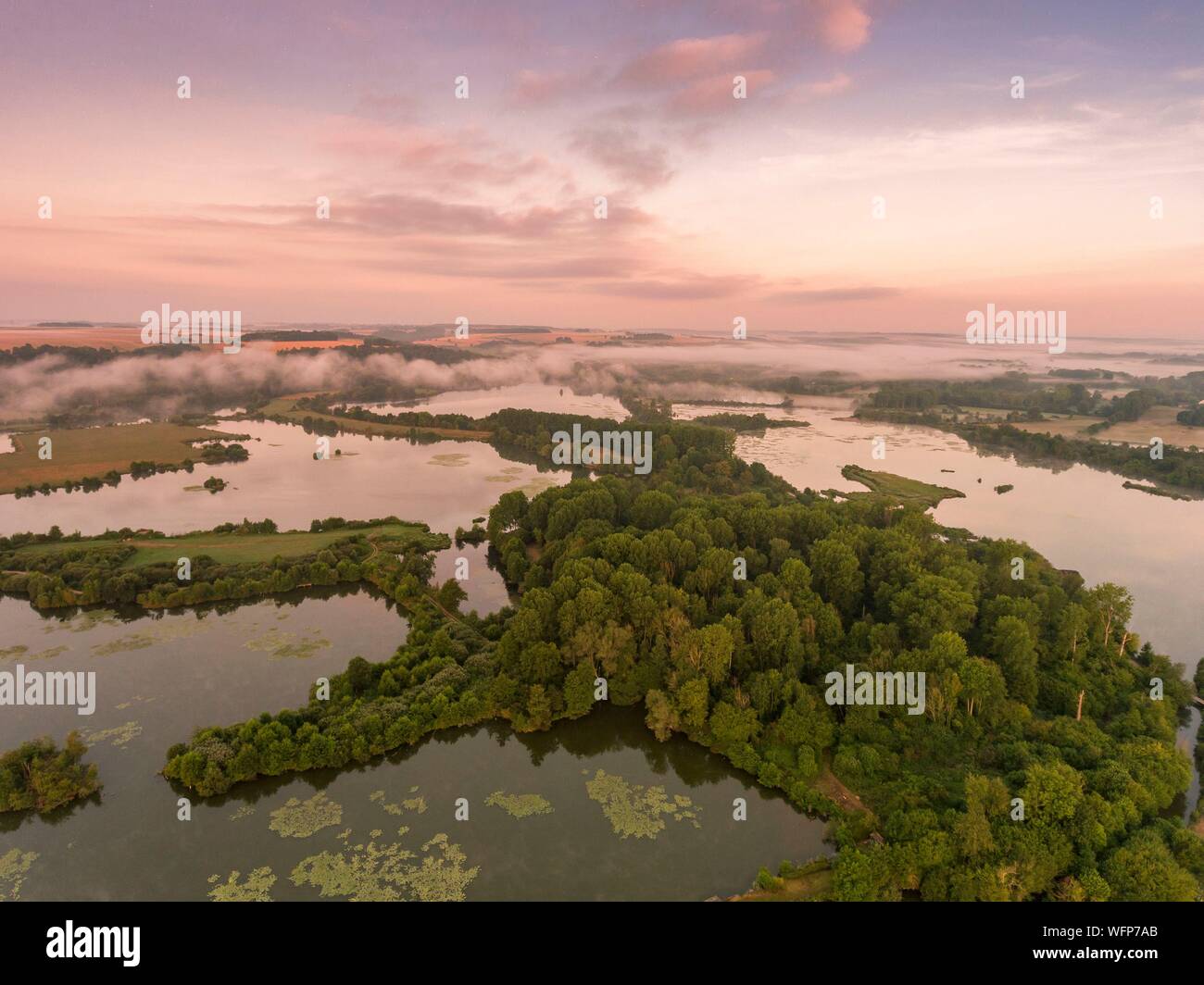 France, Somme, Valley of the Somme, Long, the swamps of the Somme at ...