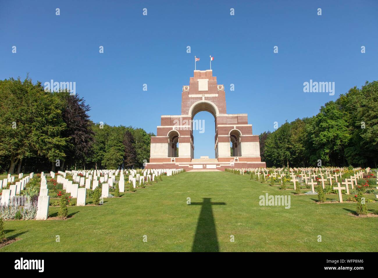 Battle of the somme graves france hi-res stock photography and images ...