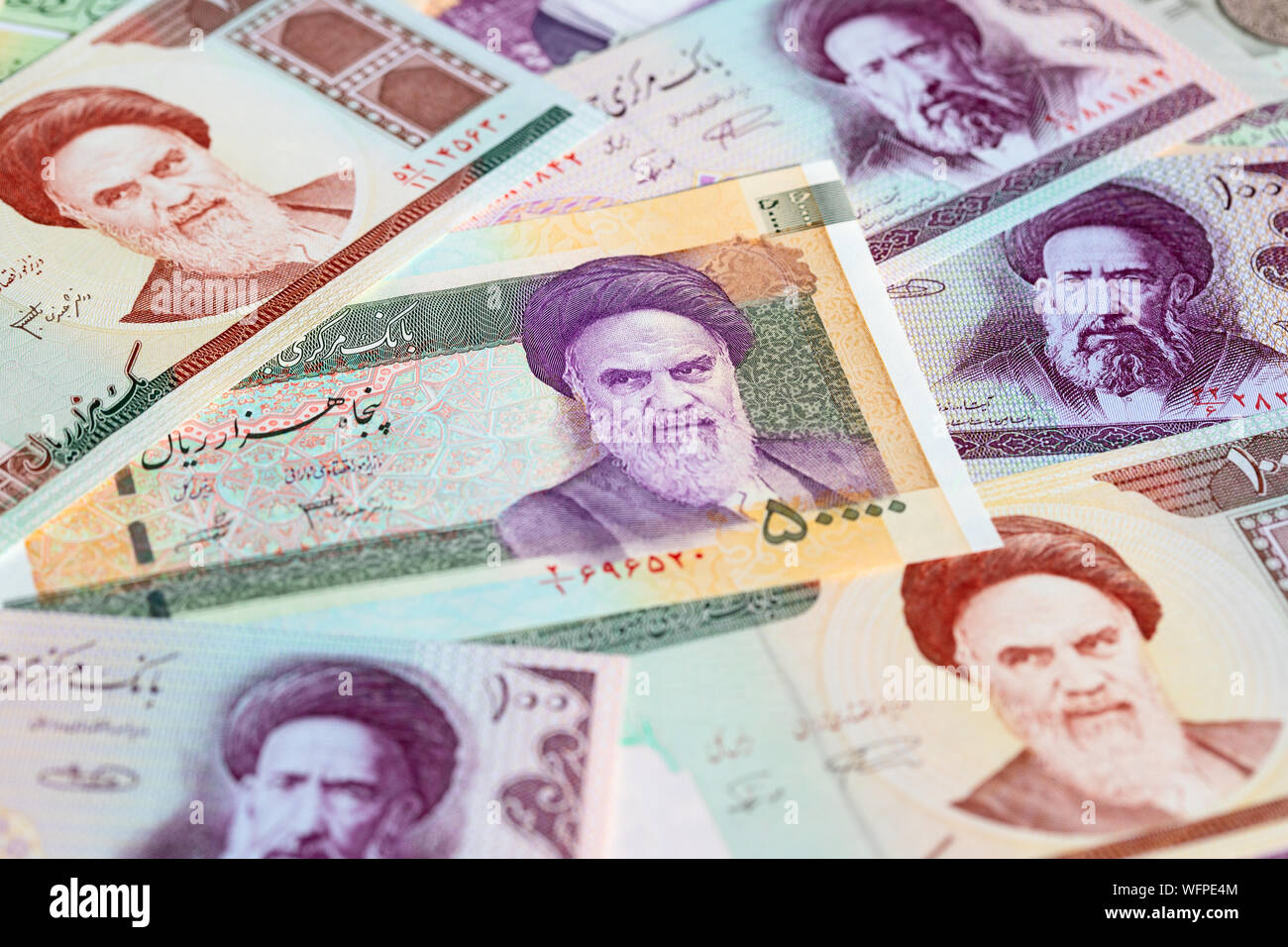 Variety of Middle East banknotes Stock Photo - Alamy
