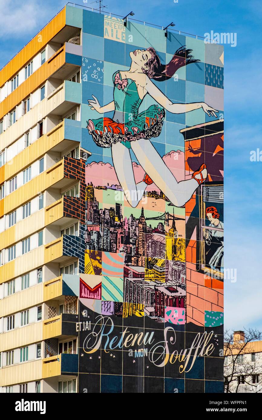 Breath building hi-res stock photography and images - Alamy