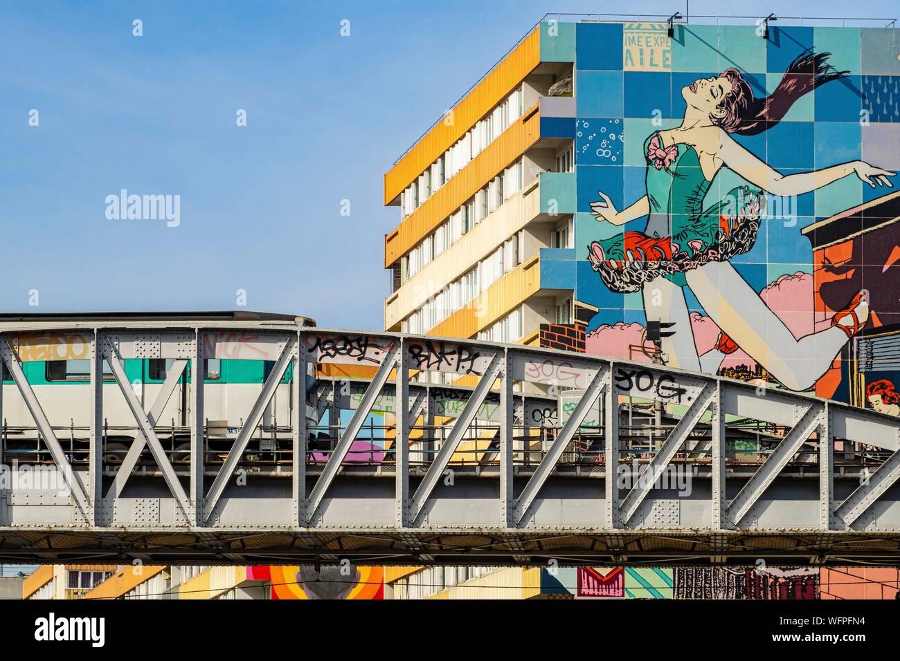 Breath building hi-res stock photography and images - Alamy