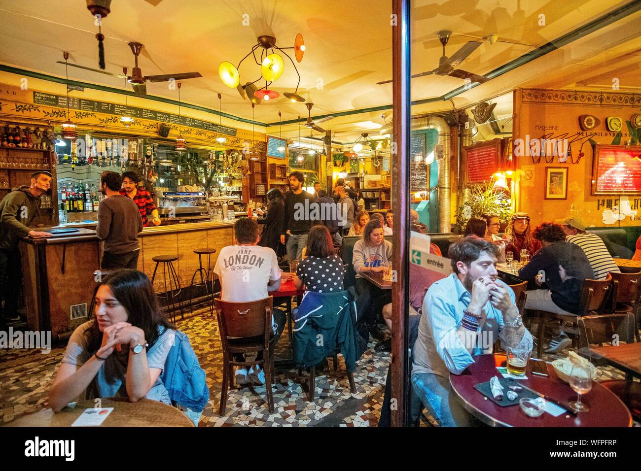 Cafe prune paris hi-res stock photography and images - Alamy