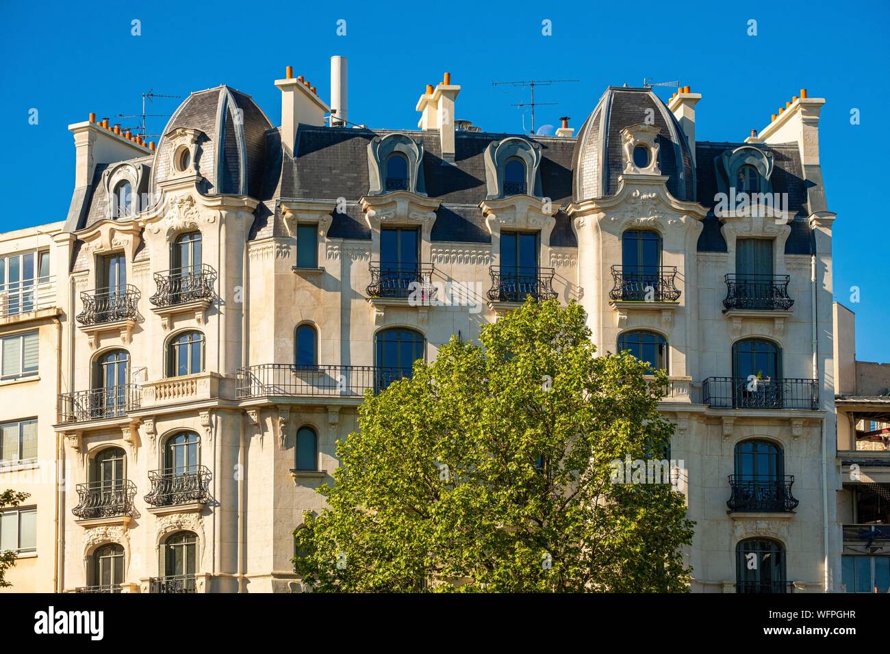 Nation building hi-res stock photography and images - Alamy
