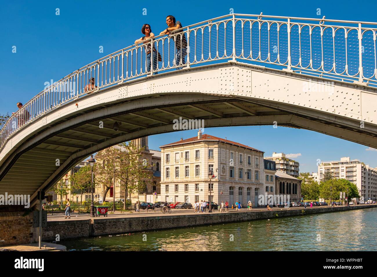 France Paris Quai De L Oise Ourcq Canal Stock Photo Alamy