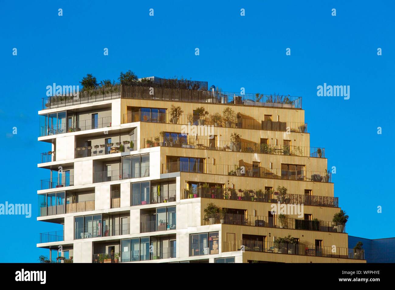 France, Paris, Massena ZAC, Paris XIII, HOME first high rise ...