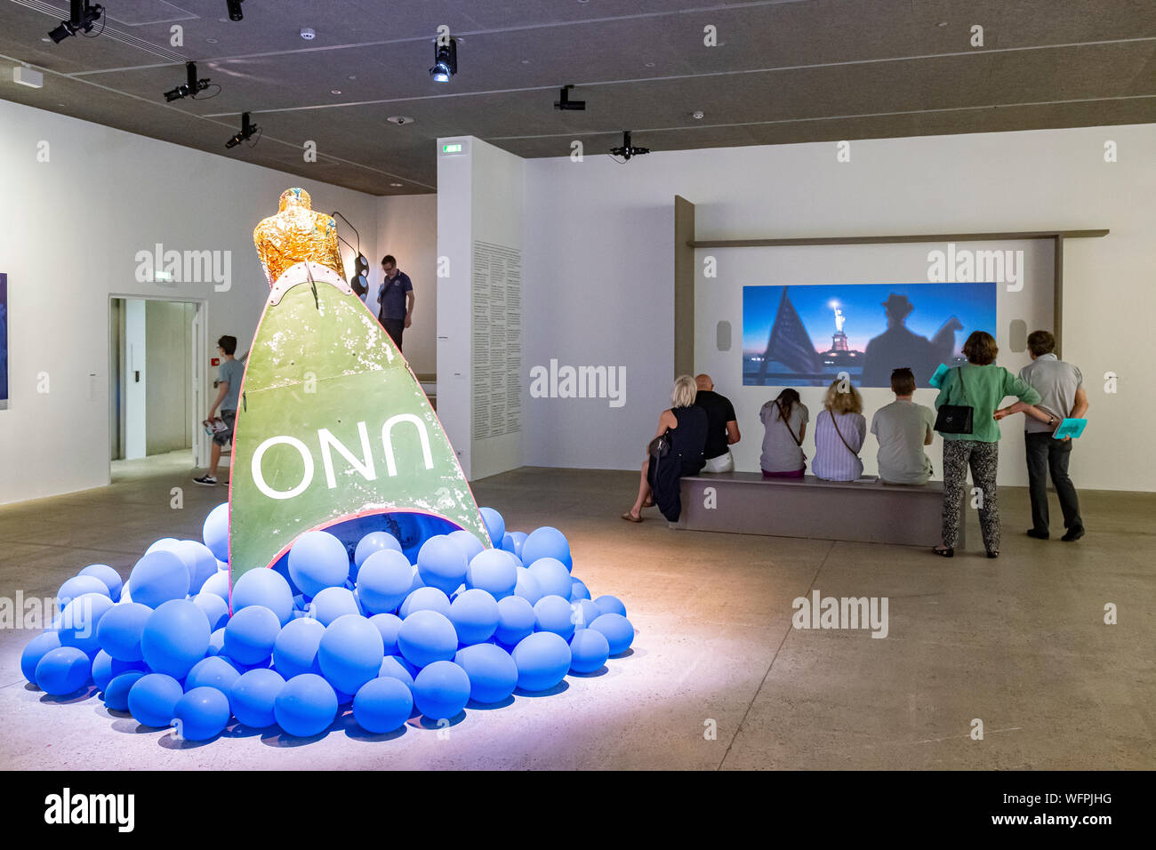 France, Paris, Cartier Foundation for Contemporary Art Stock Photo - Alamy