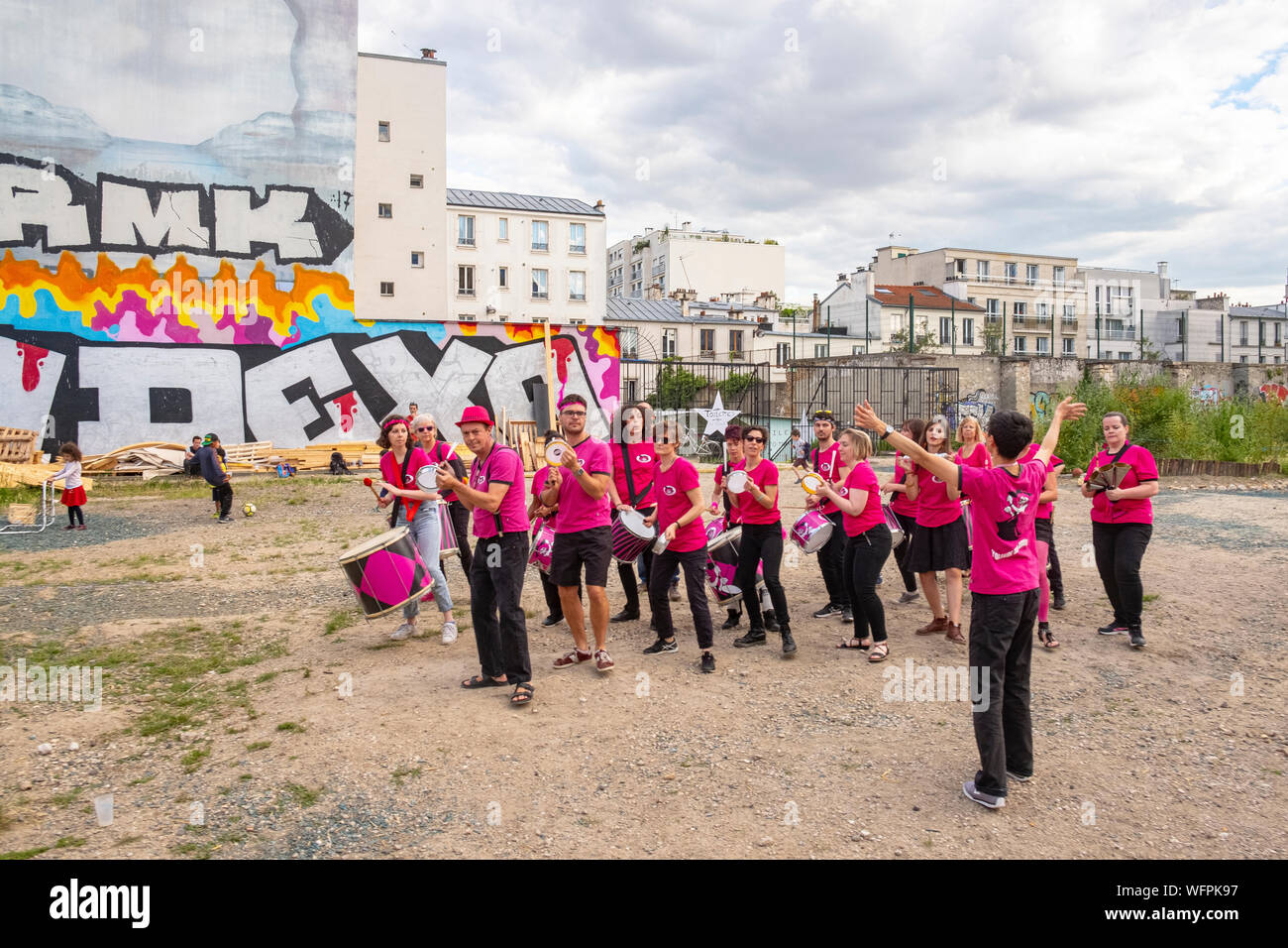 Samba group hi-res stock photography and images - Alamy