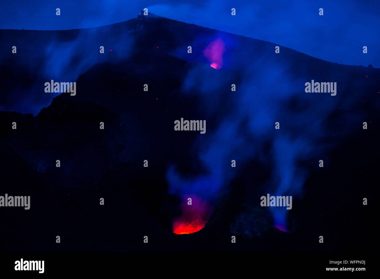 Volcanic Bombs High Resolution Stock Photography and Images - Alamy