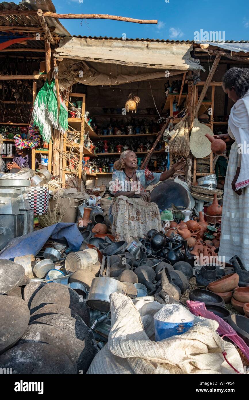 Tigray woman hi-res stock photography and images - Alamy