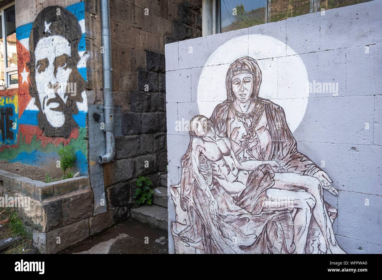 Che guevara mural hi-res stock photography and images - Alamy