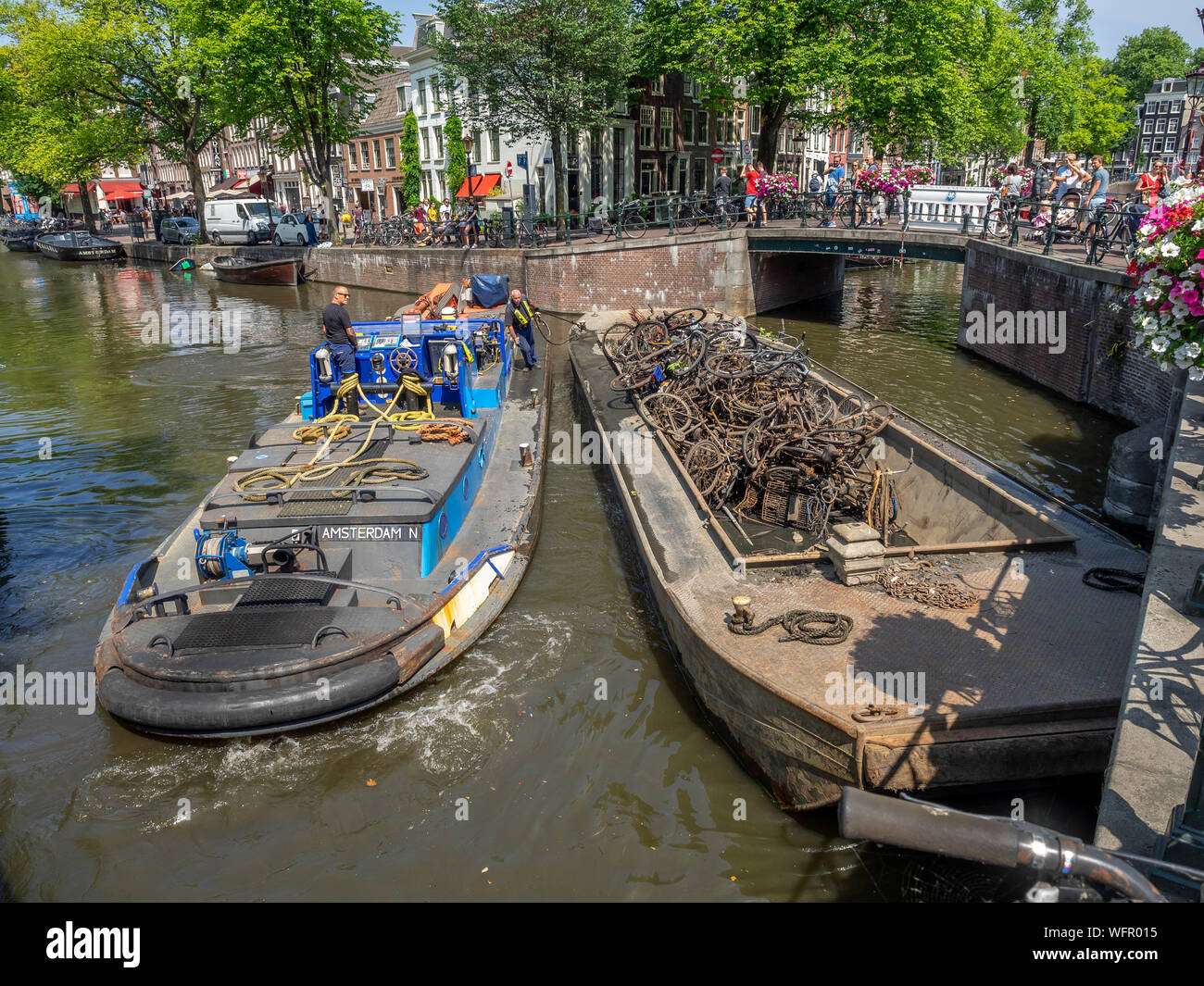 Old barge texture hi-res stock photography and images - Alamy