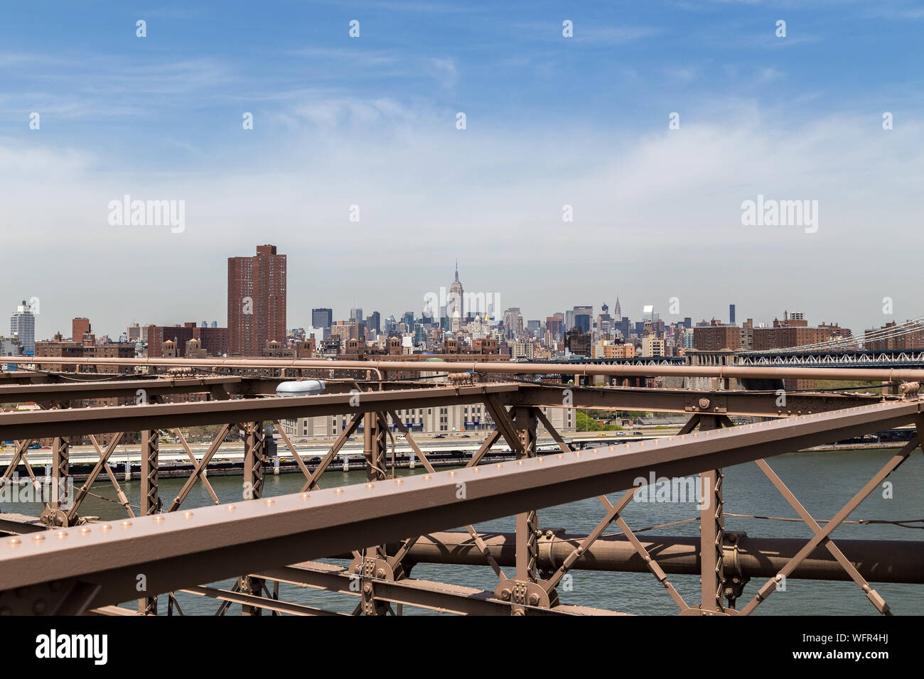 Empire state building with bridge hi-res stock photography and images ...