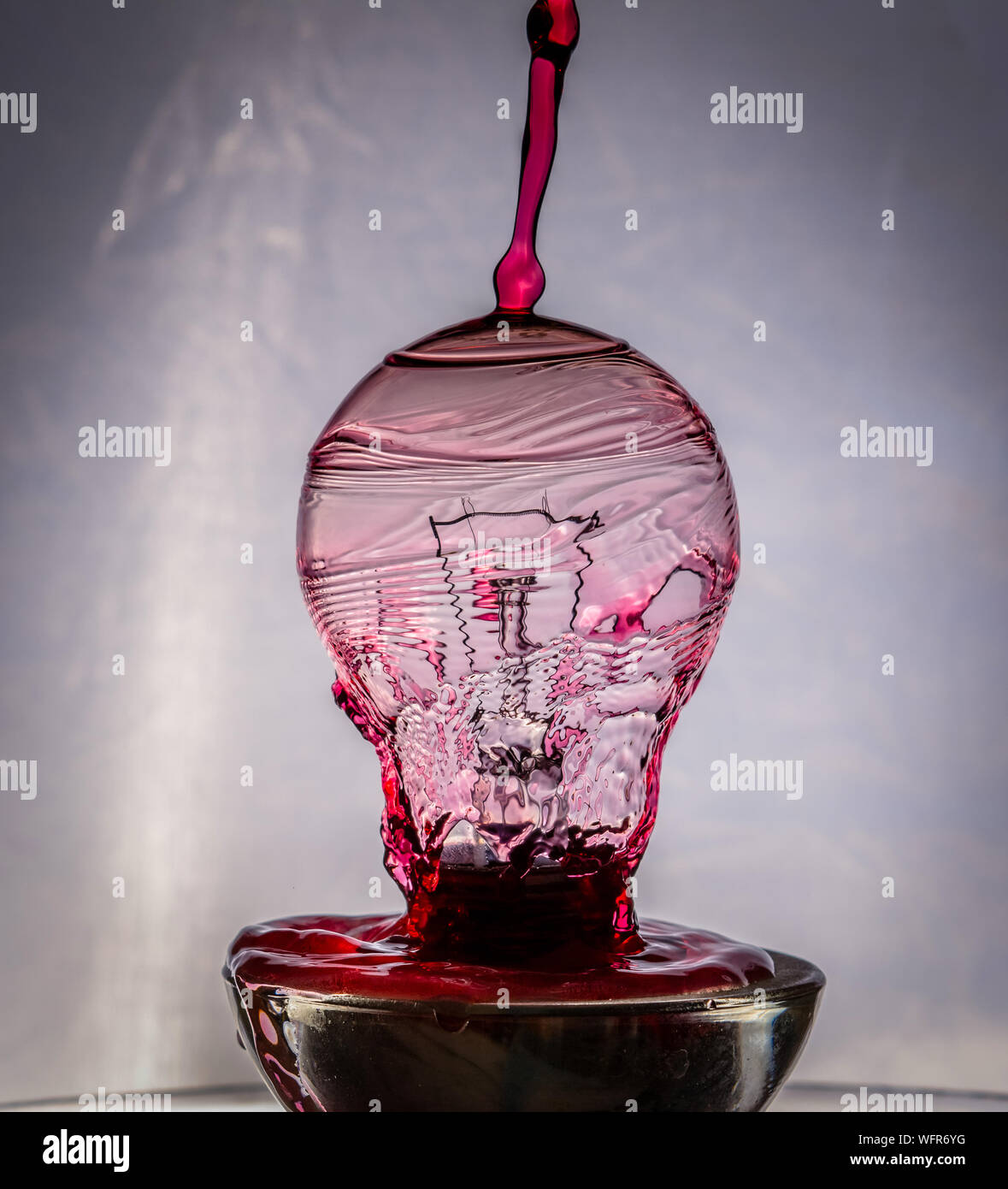 Pouring light hi-res stock photography and images - Alamy