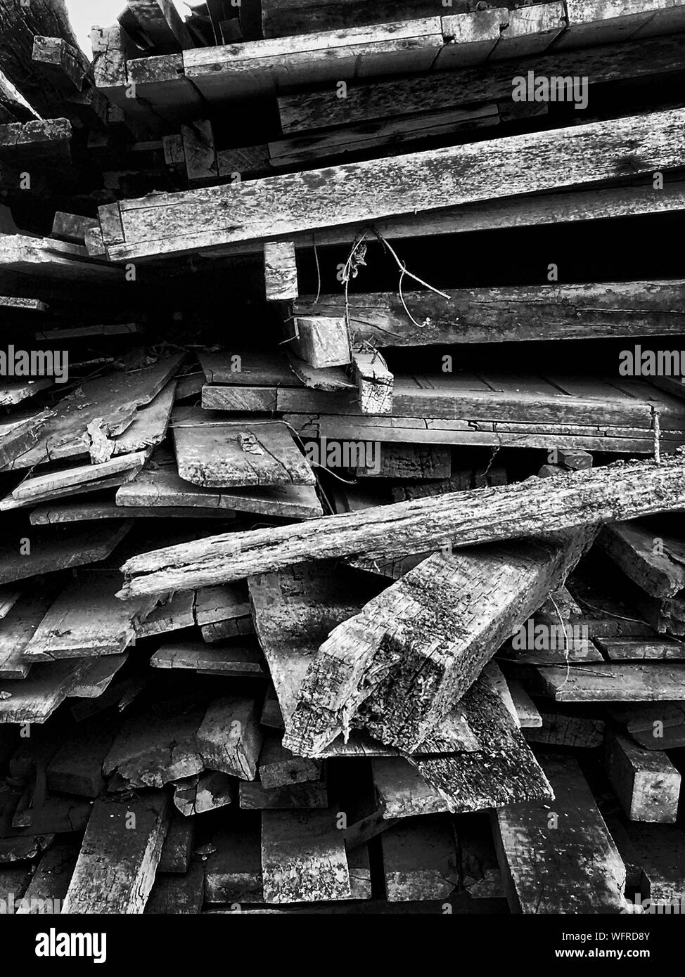 Pile wooden planks close up hi-res stock photography and images - Alamy