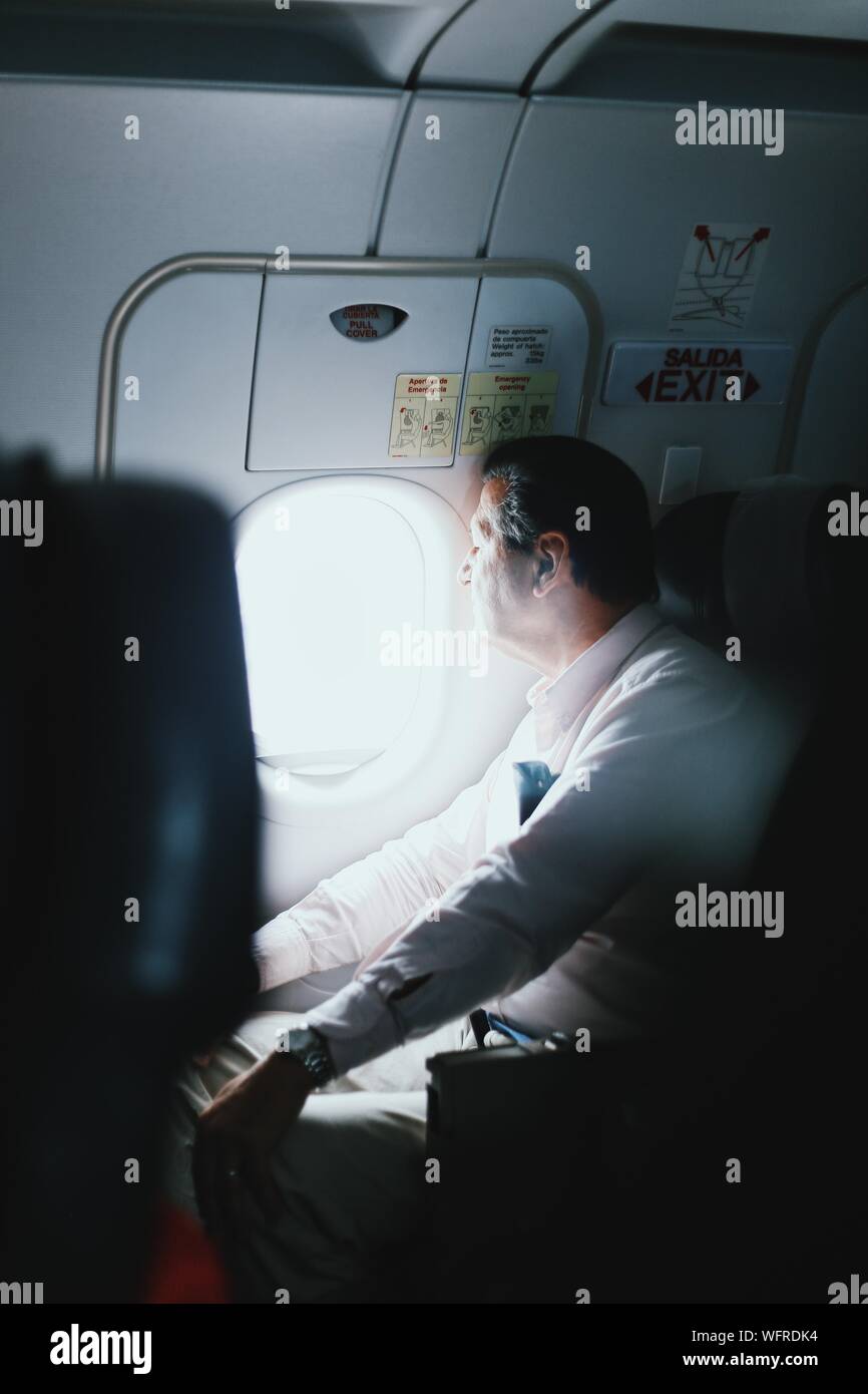 Airplane Side Window High Resolution Stock Photography and Images - Alamy