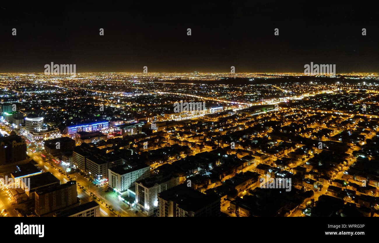 Saudi night sky hi-res stock photography and images - Alamy
