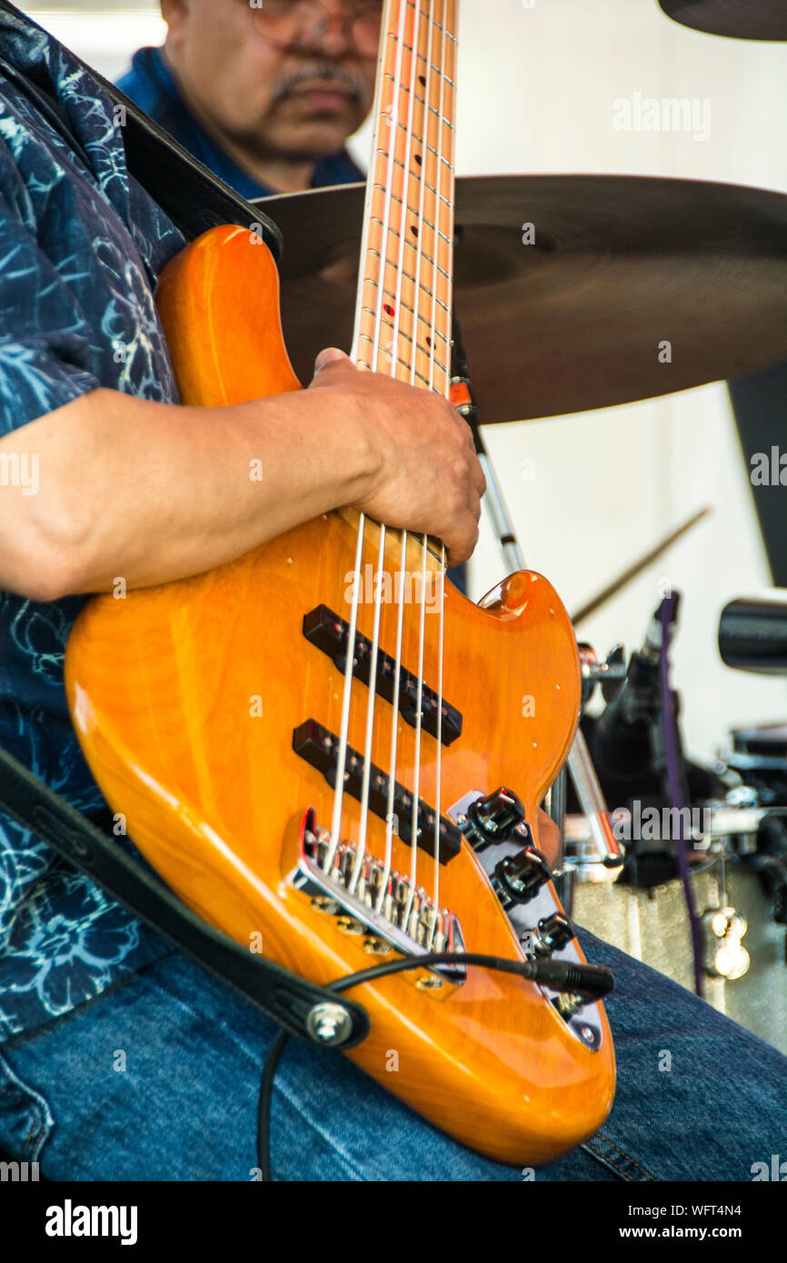 Five string bass hi-res stock photography and images - Alamy